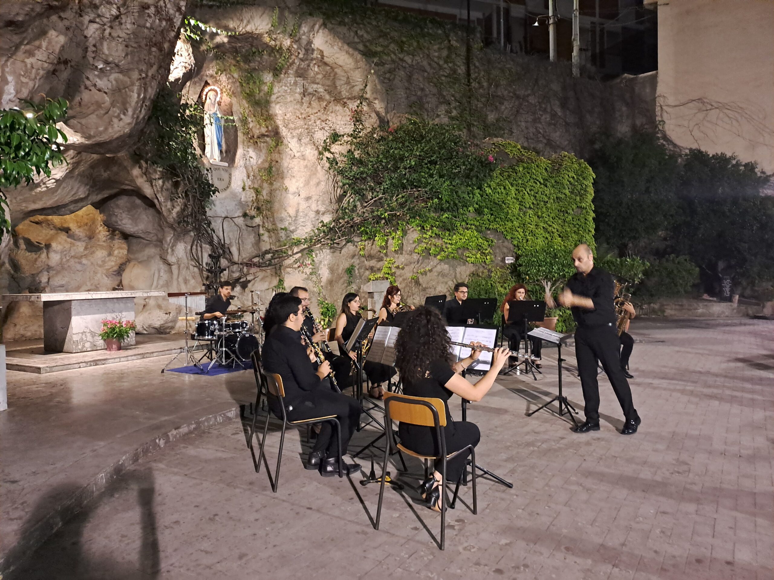 Semi di pace e di speranza: con la musica del Decibel Ensemble si apre ...