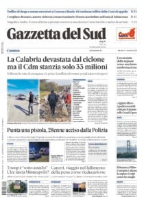 La nave italiana Virginio Fasan rileva e segue il sottomarino russo ...